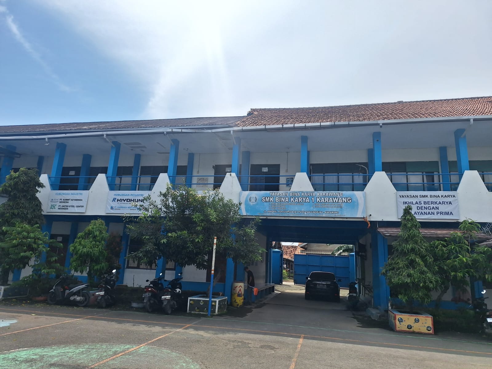 Ironi Dunia Pendidikan, Piutang Ijazah SMK BK 1 Karawang Sampai Rp7 ...